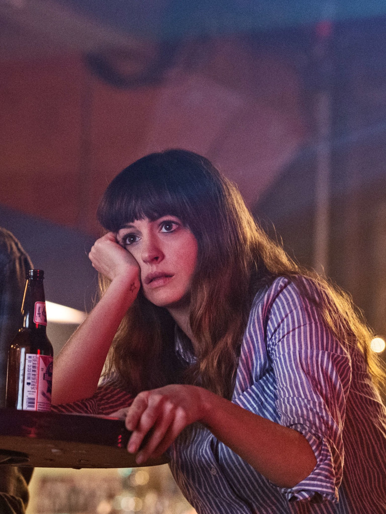 Colossal | SincroGuia TV