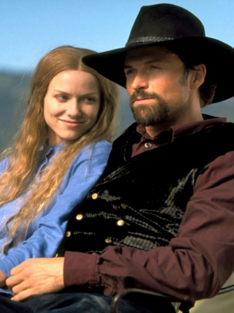 El forastero | SincroGuia TV