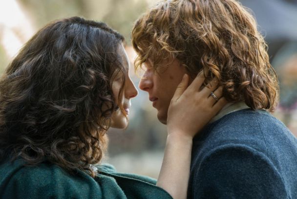 Especial Outlander: Misión en Versalles | SincroGuia TV