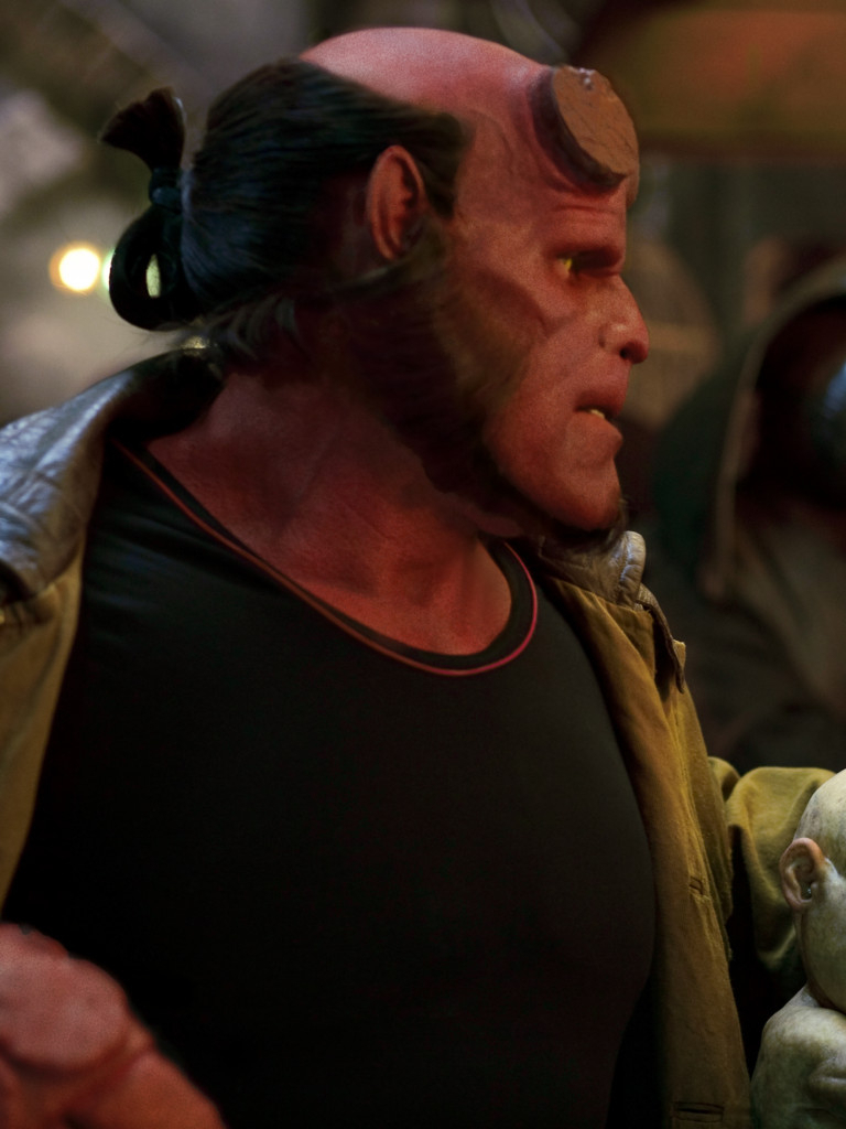 Hellboy 2: El ejército dorado | SincroGuia TV