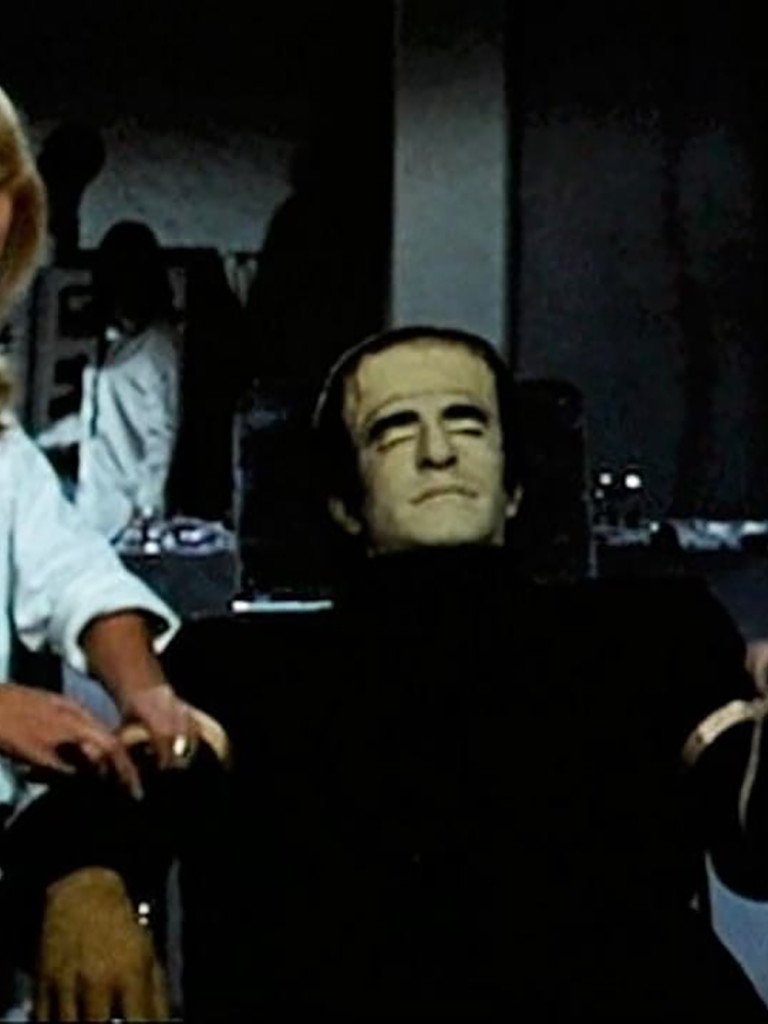 Los monstruos del terror | SincroGuia TV