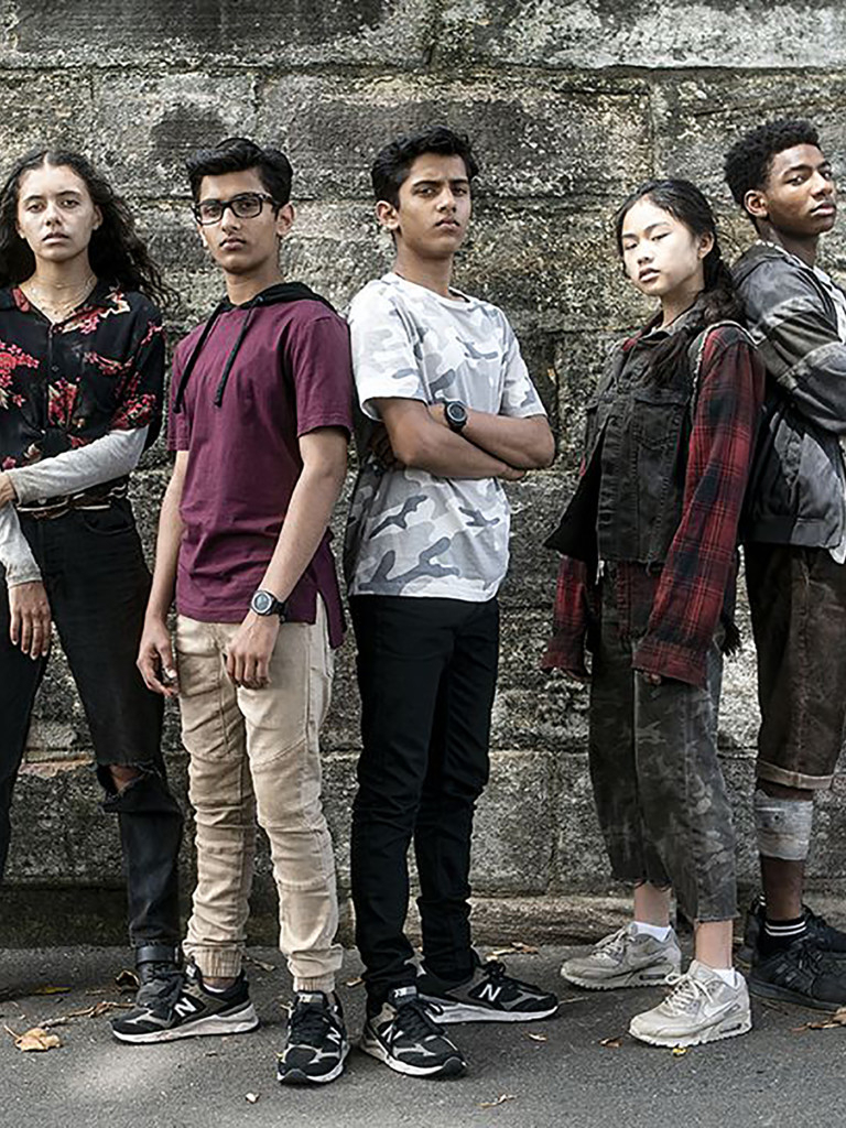 Episodi 9 - T1 Ep 9 | SincroGuia TV