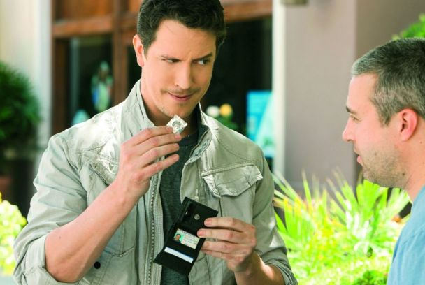 No te fíes de Andrew Mayne (Programa de TV) | SincroGuia TV